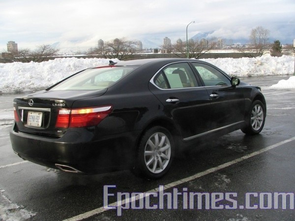 豪華與科技 09凌志LS460 AWD | 汽車測試 | 試車 | 大紀元