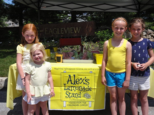 救癌童募款8000萬 ALEX檸檬水攤遍及北美 | Alex | 兒童 | 癌症 | 大紀元