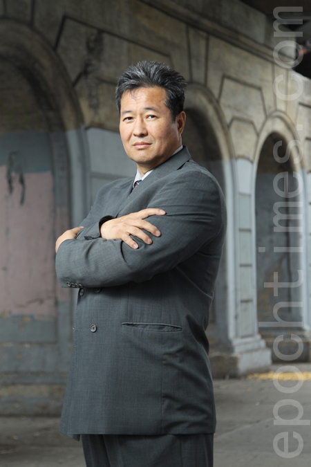 Kevin Lee 从警察到保释代理人 | 大纪元