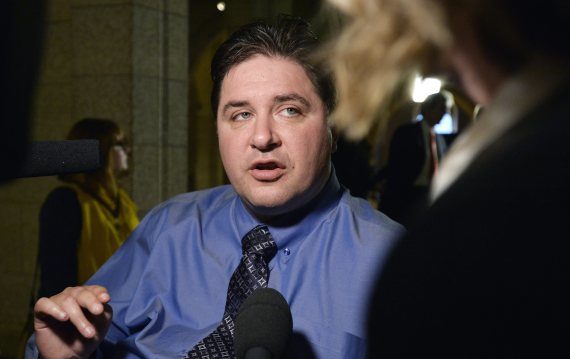 內閣部長赫爾涉性騷擾辭職 | Kent Hehr | 特魯多 | Rachel Notley | 大紀元