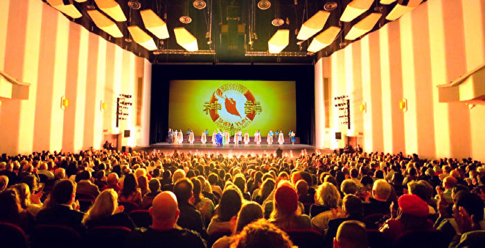 神韻展現中國神傳文化 薩凡納觀眾欣喜 | 動態天幕 | 舞蹈 | 薩瓦納市的市民中心約翰尼‧默瑟劇院 | 大紀元