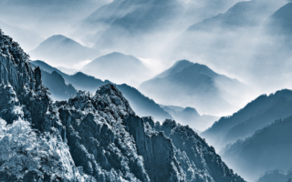 五律：七月