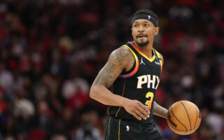 NBA：與太陽隊達成買斷合同 比爾加盟快船隊