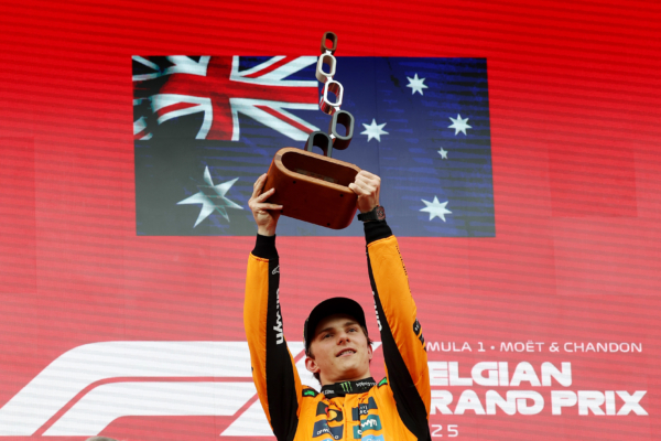F1比利时站：皮亚斯特里压诺里斯夺第六冠 | 大奖赛 | 迈凯伦 | 维斯塔潘 | 大纪元