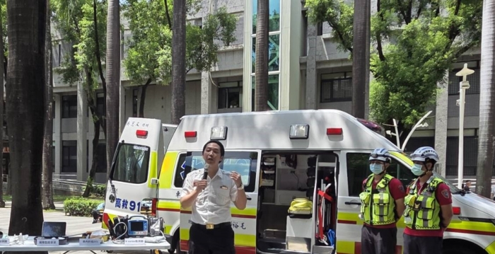 屏東高救隊成立8個月 OHCA存活率提升至30.91% | 消防局 | 救護隊 | 大紀元